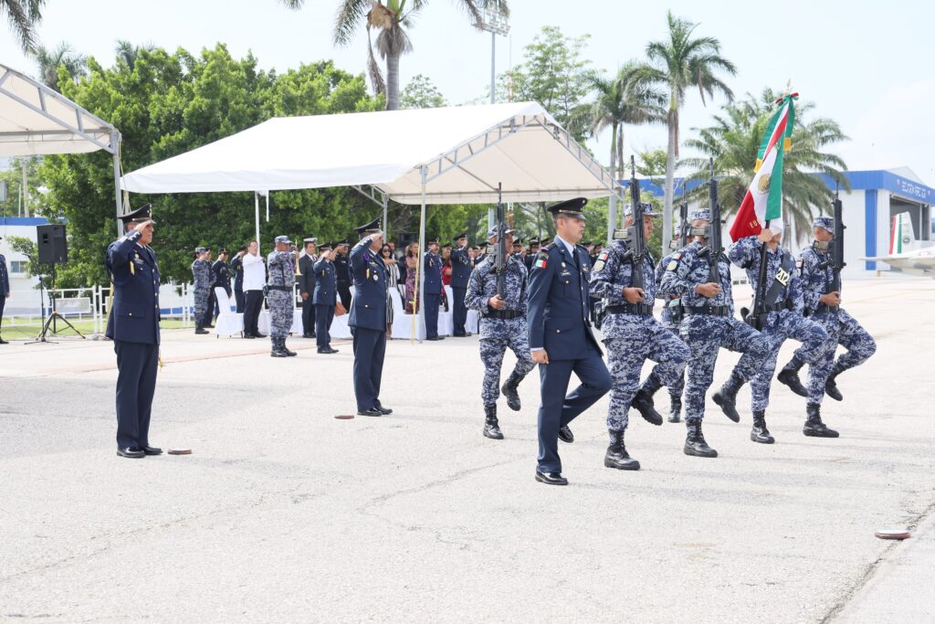 Román Carmona Landa Asume Como Comandante Fuerza Aérea